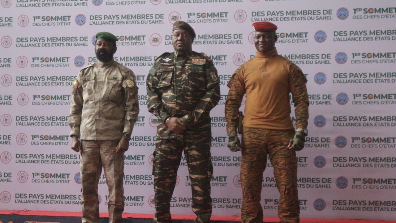 Le logo officiel de la Confédération de l’AES est dévoilé - photo - 31. ...