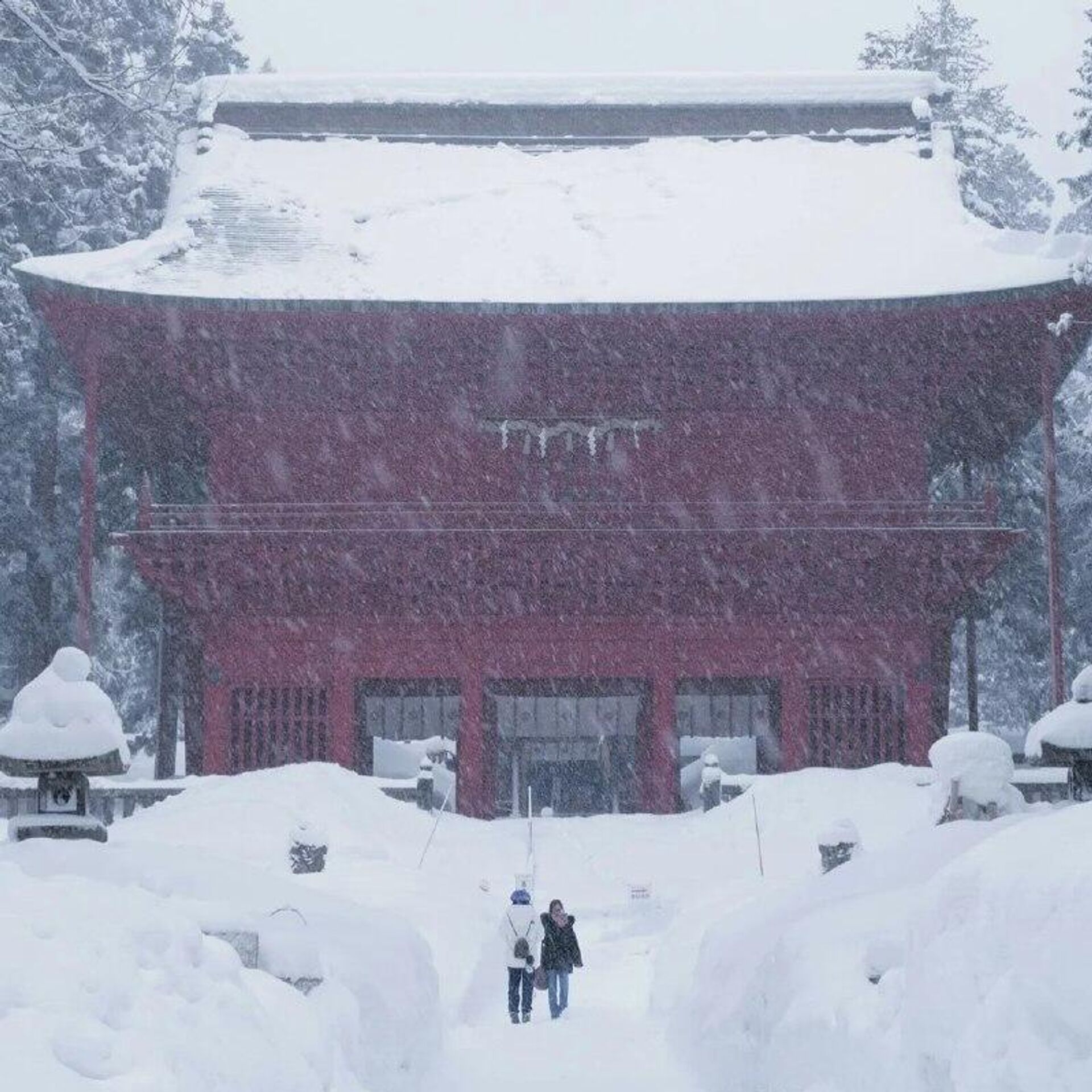 #viral | Heavy Snowfall Hits Northern and Eastern Japan - 26.12.2025 ...