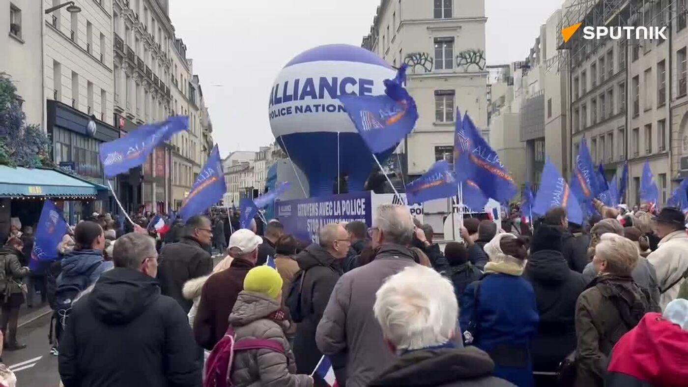 "La police est nécessaire, on aime la police": une manifestation a lieu ...
