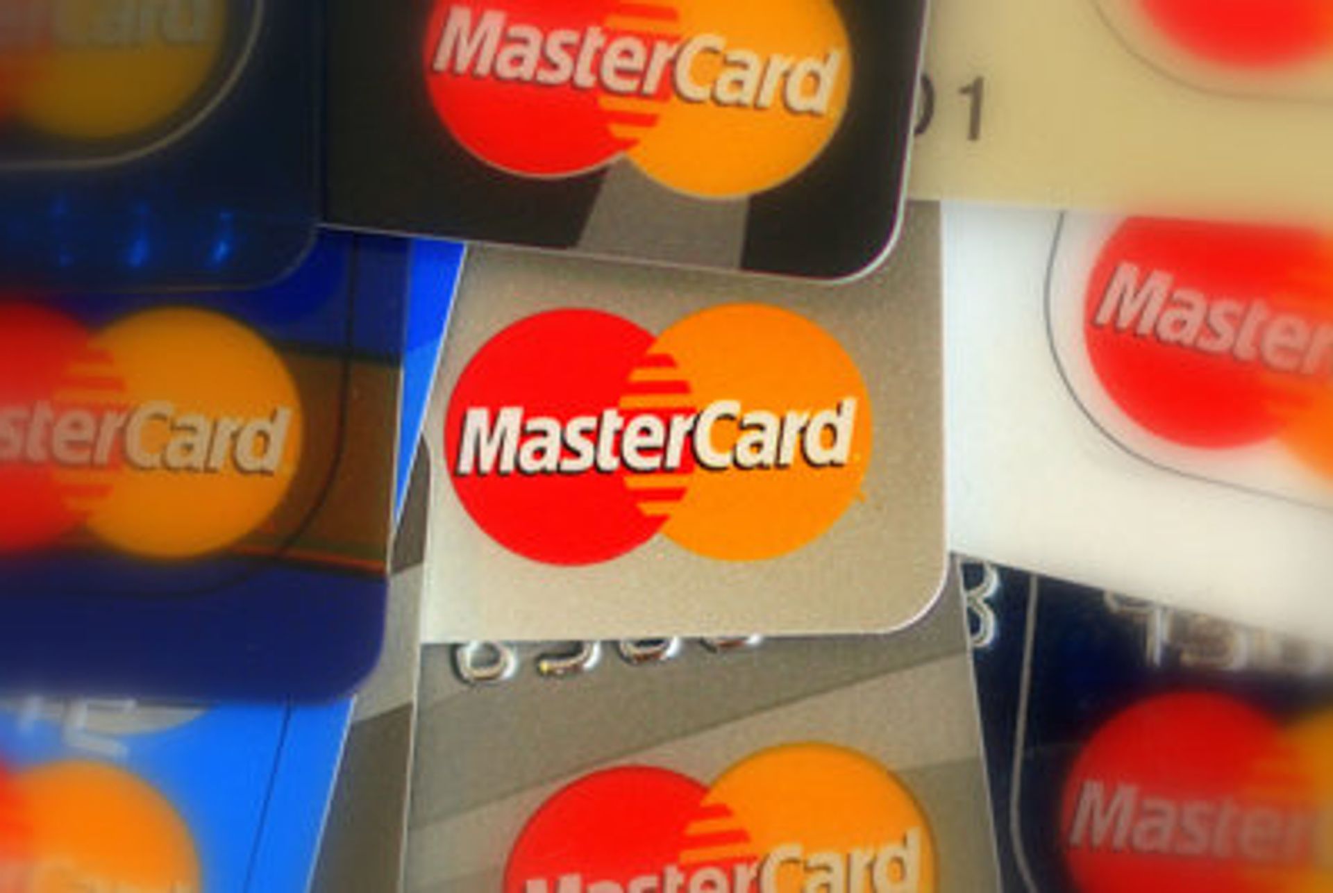 MasterCard lance une carte bancaire avec écran et clavier - 08.11.2012 ...