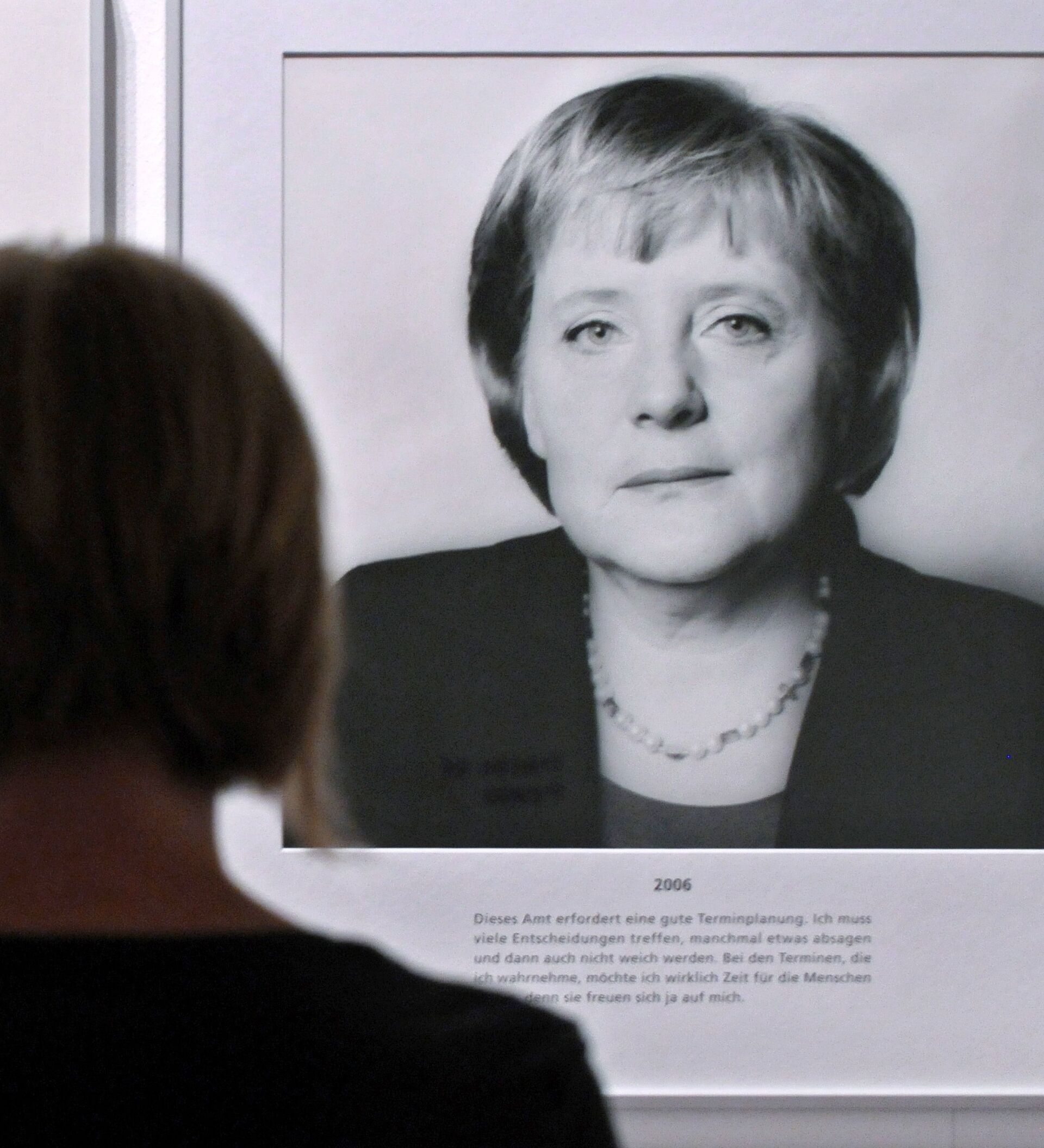 Merkel pose pour le même portrait… depuis 26 ans! - 23.03.2017, Sputnik ...